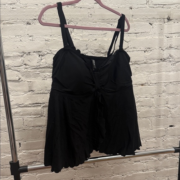 torrid | Swim | Torrid Black Swim Tankini Top | Poshmark